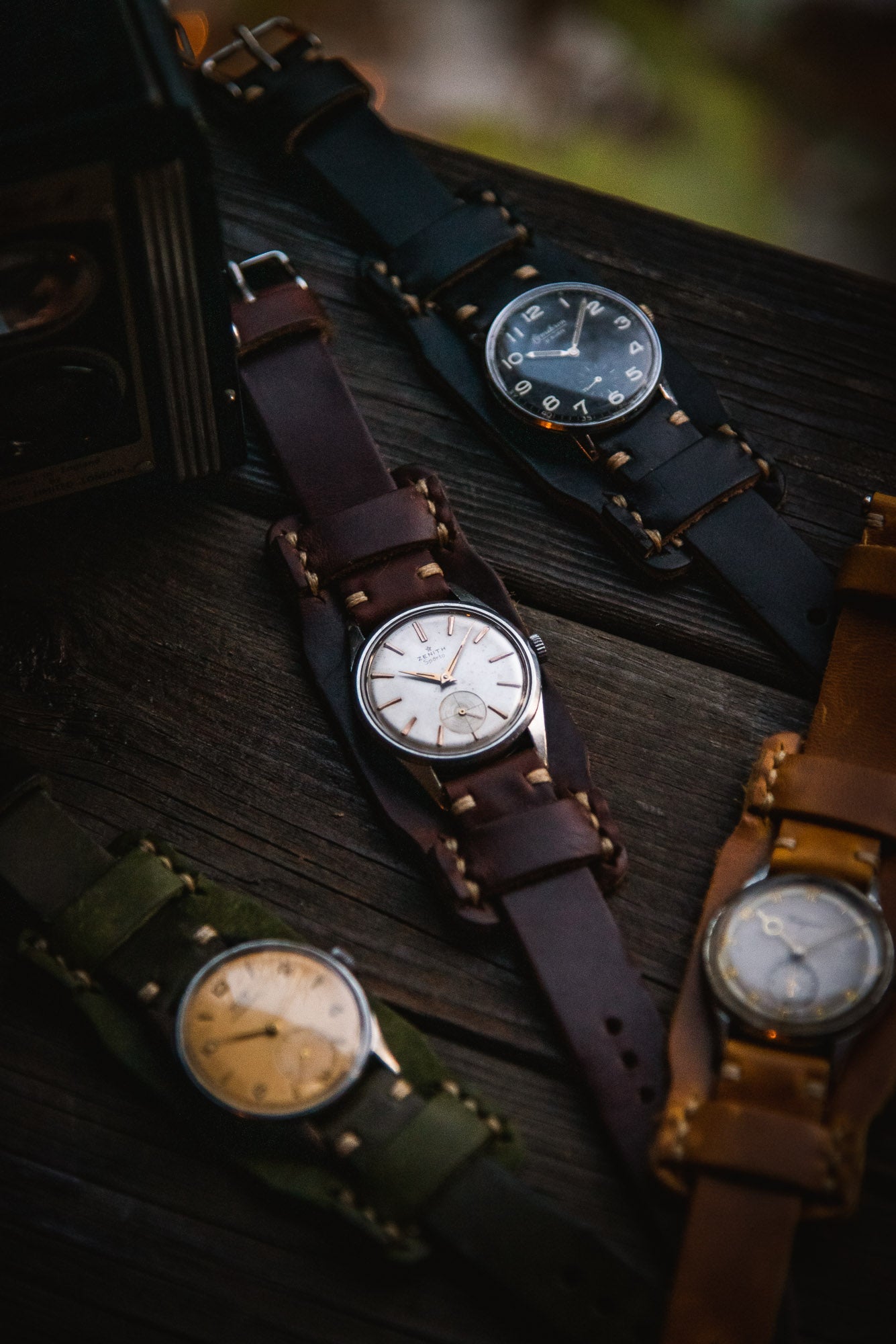 Bund-Style straps